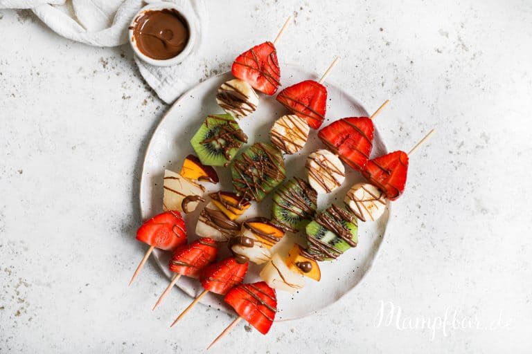 Obstspieße für Kinder: Leckeres & gesundes Rezept für jede Party
